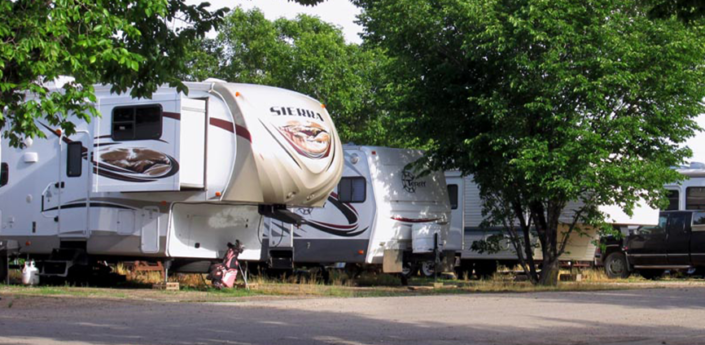 Kindersley Regional Park - Kindersley Regional Park & Kindersley Golf ...